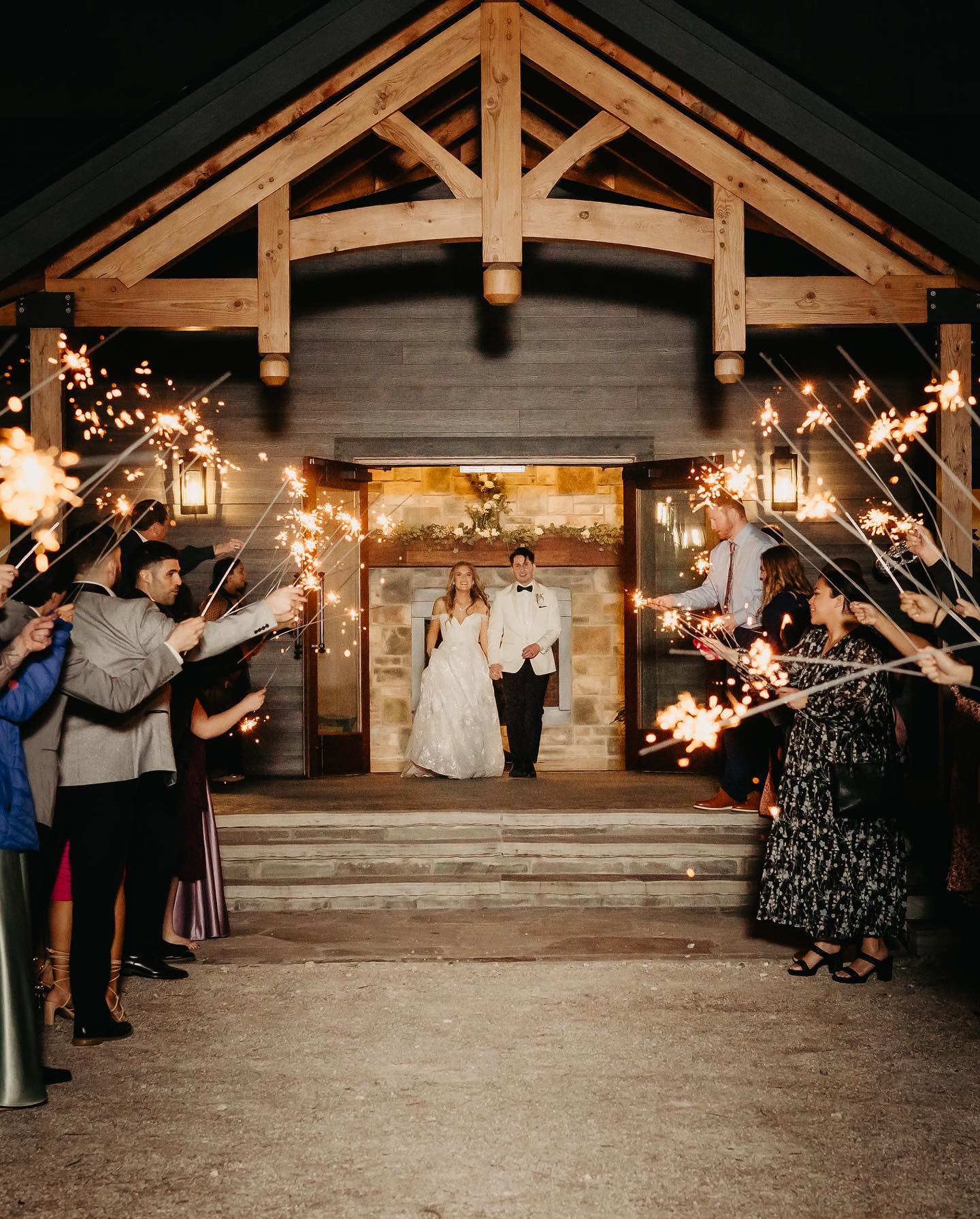 7 Rustic Oklahoma Wedding Venues with Picturesque Settings