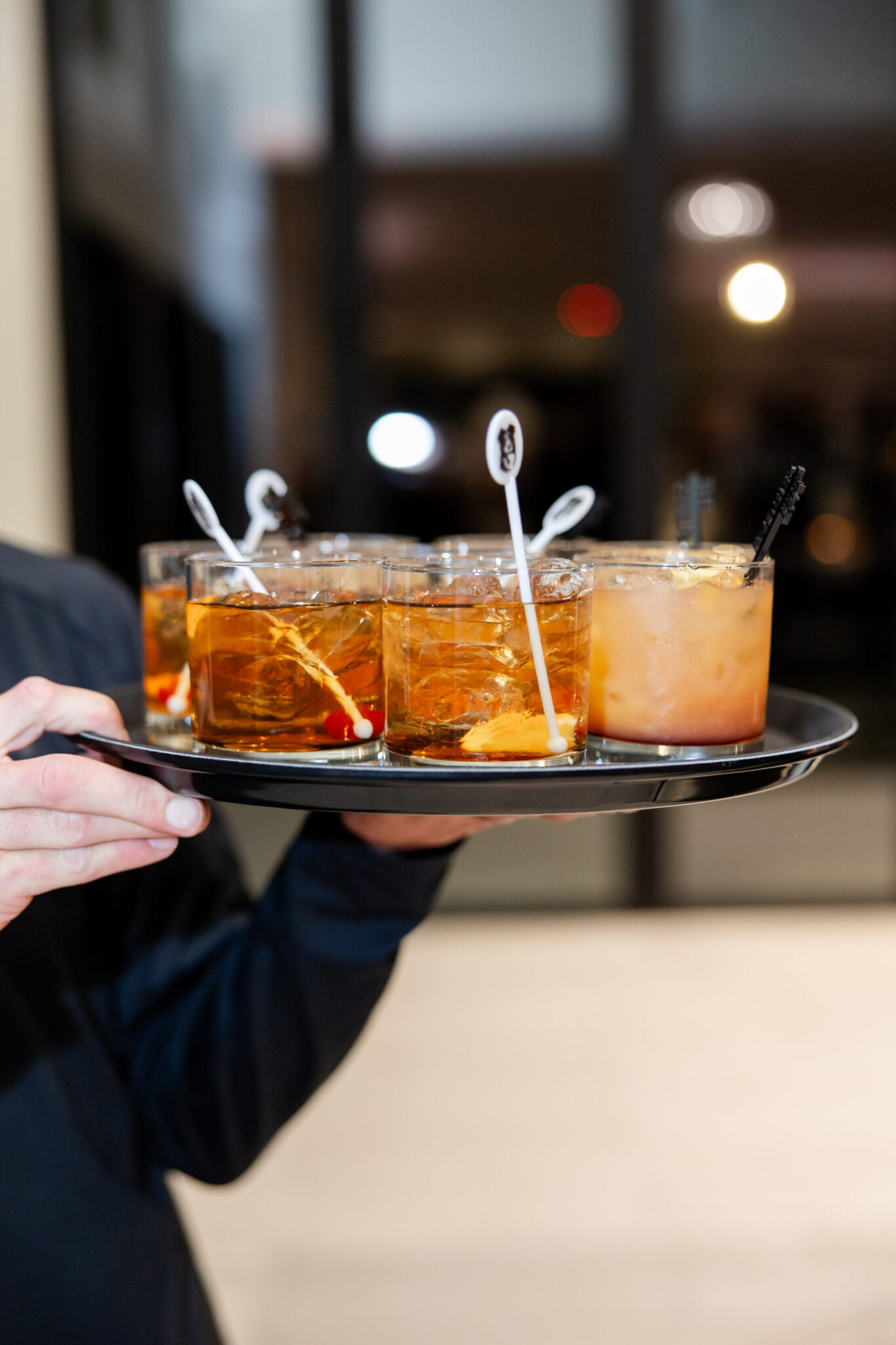 How to Calculate the Right Amount of Catering Based on Guest Count